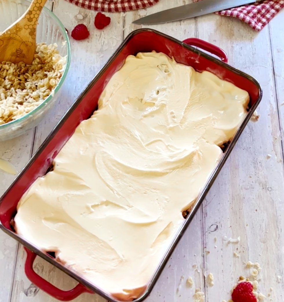 Ice Cream Dessert with Raspberry Sauce - Most Delicious Life | Sharing ...