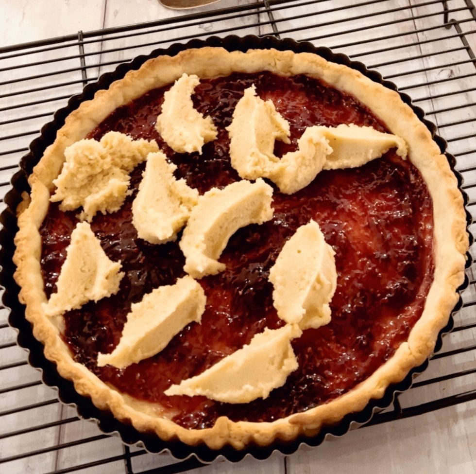 Raspberry Tart aka Bakewell Tart - Most Delicious Life